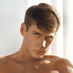 Erik Houston - Facts, Bio, Career, Net Worth | AidWiki