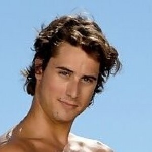 Kelly Taylor - Facts, Bio, Career, Net Worth | AidWiki