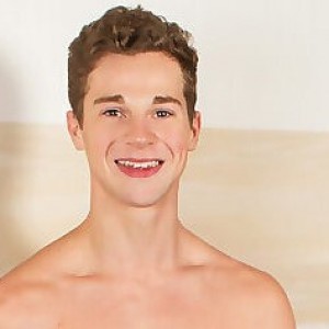 Robbie - Facts, Bio, Career, Net Worth | AidWiki