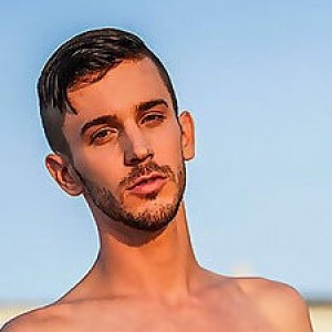 Tanner Thomas - Facts, Bio, Career, Net Worth | AidWiki
