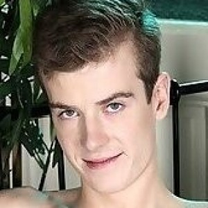 Tayler Fox - Facts, Bio, Career, Net Worth | AidWiki