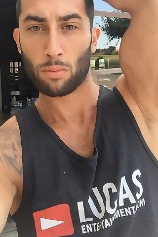 Alejandro Torres - Facts, Bio, Career, Net Worth | AidWiki