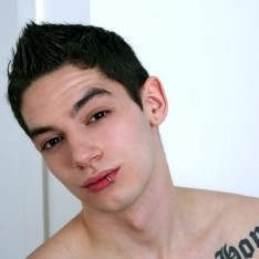 Bobby Long - Facts, Bio, Career, Net Worth | AidWiki