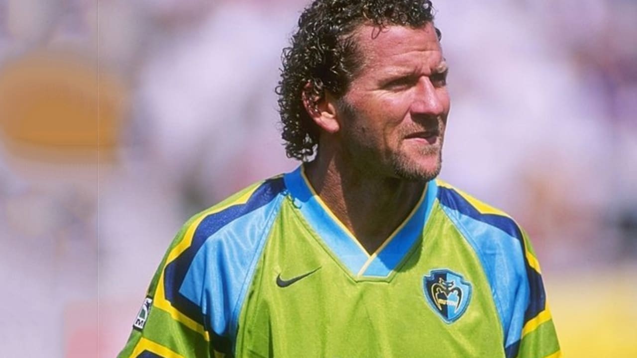 Cle Kooiman - Facts, Bio, Career, Net Worth | AidWiki