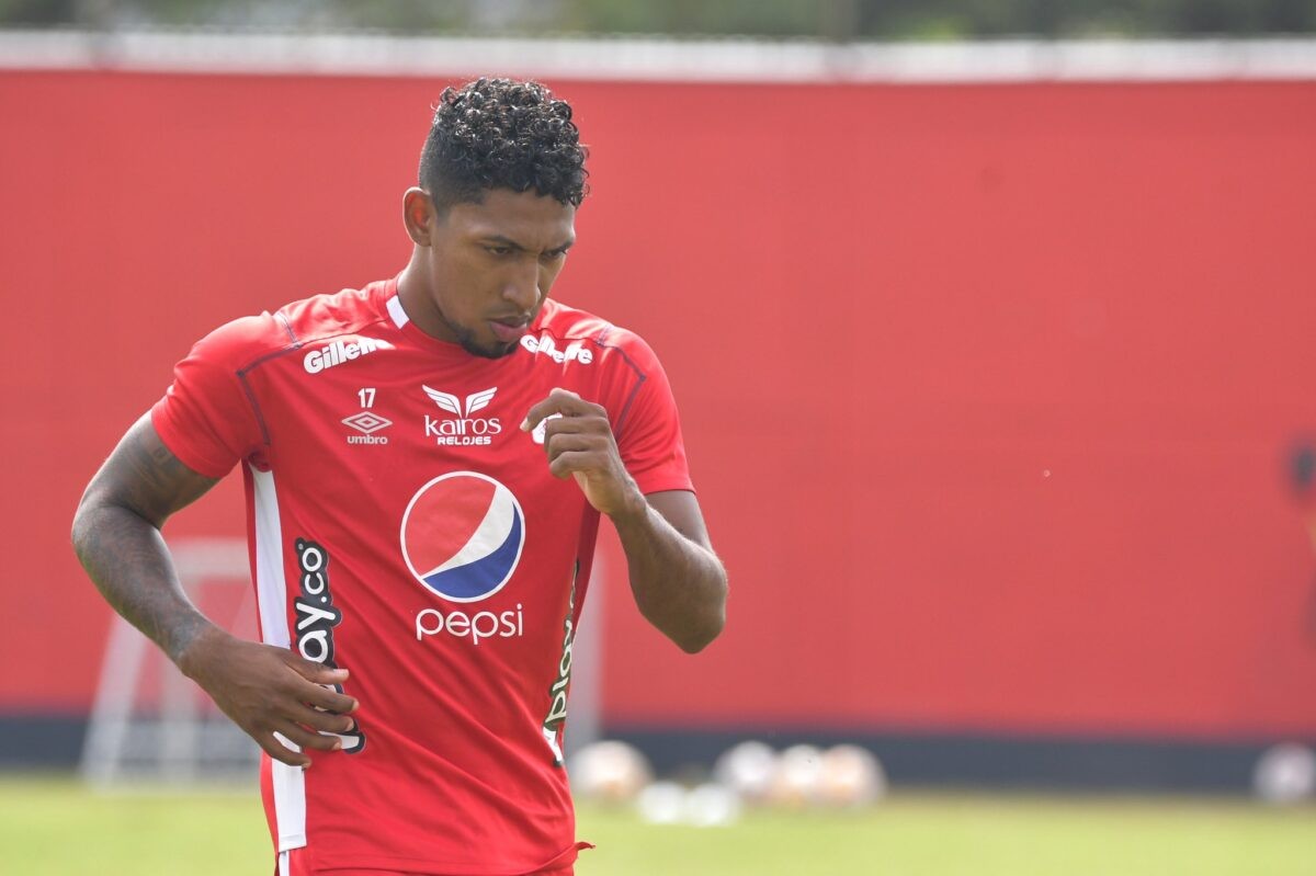 Cristian Arrieta - Facts, Bio, Career, Net Worth | AidWiki