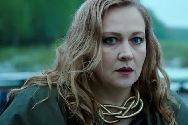 Julia Aug - Facts, Bio, Career, Net Worth | AidWiki