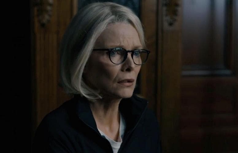 Michelle Pfeiffer - Facts, Bio, Career, Net Worth | AidWiki