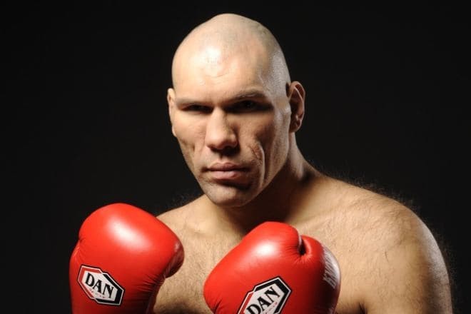 Nikolay Valuev - Facts, Bio, Career, Net Worth | AidWiki