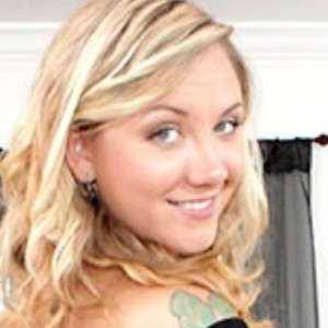 Addison Grey - Facts, Bio, Career, Net Worth | AidWiki