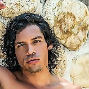 Alejandro Castillo - Facts, Bio, Career, Net Worth | AidWiki