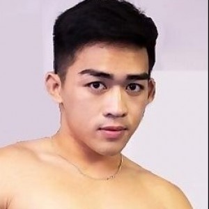 Sunny D-modelistemagazine - Facts, Bio, Career, Net Worth | AidWiki