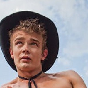 Tom Pollock - Facts, Bio, Career, Net Worth | AidWiki