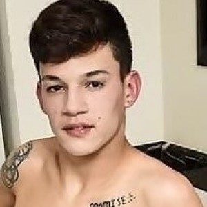 Xander Brave - Facts, Bio, Career, Net Worth | AidWiki