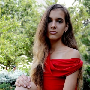 Alina Moon - Facts, Bio, Career, Net Worth | AidWiki