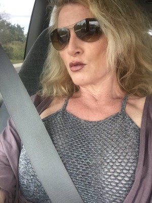 Amanda Verhooks - Facts, Bio, Career, Net Worth | AidWiki