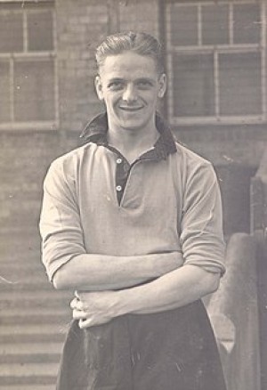 Ken Davies (Footballer) - Facts, Bio, Career, Net Worth | AidWiki