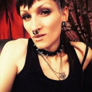 Lilly Demona - Facts, Bio, Career, Net Worth | AidWiki