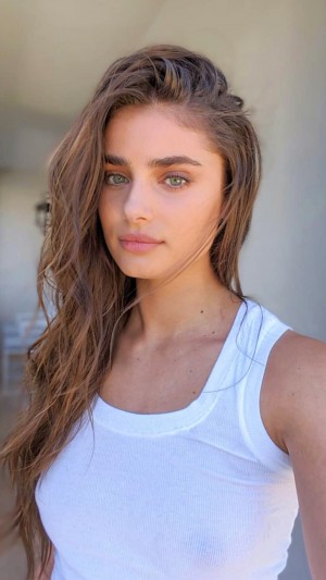 Taylor Hill - Facts, Bio, Career, Net Worth | AidWiki